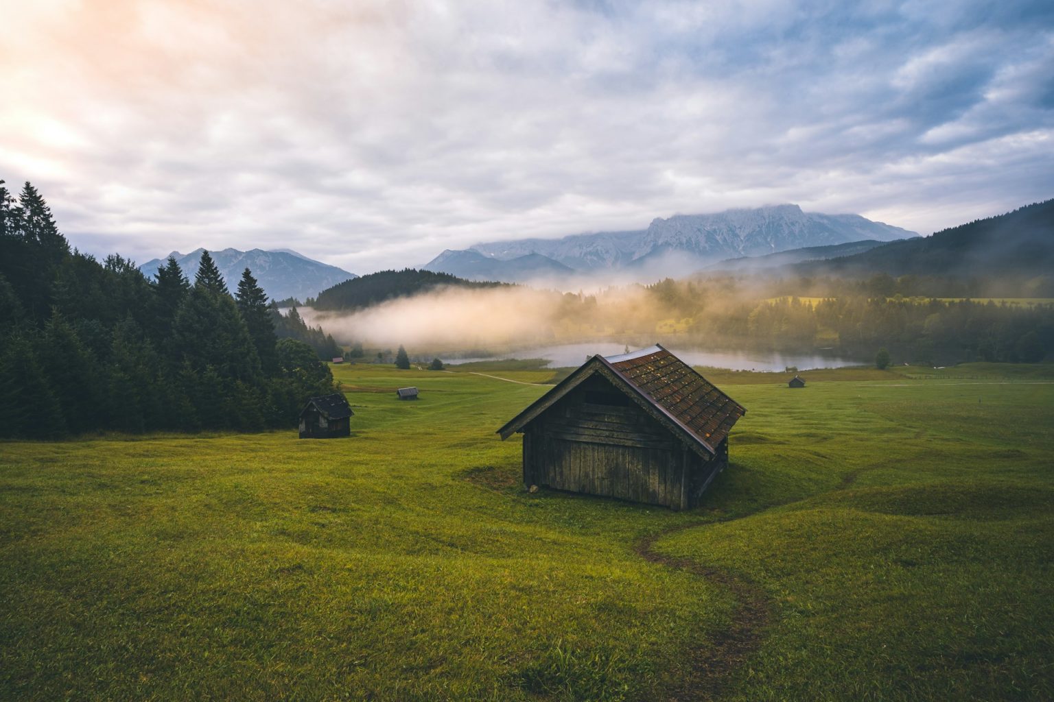 Choosing the Right Materials for Your Dream Cabin: A Comprehensive ...
