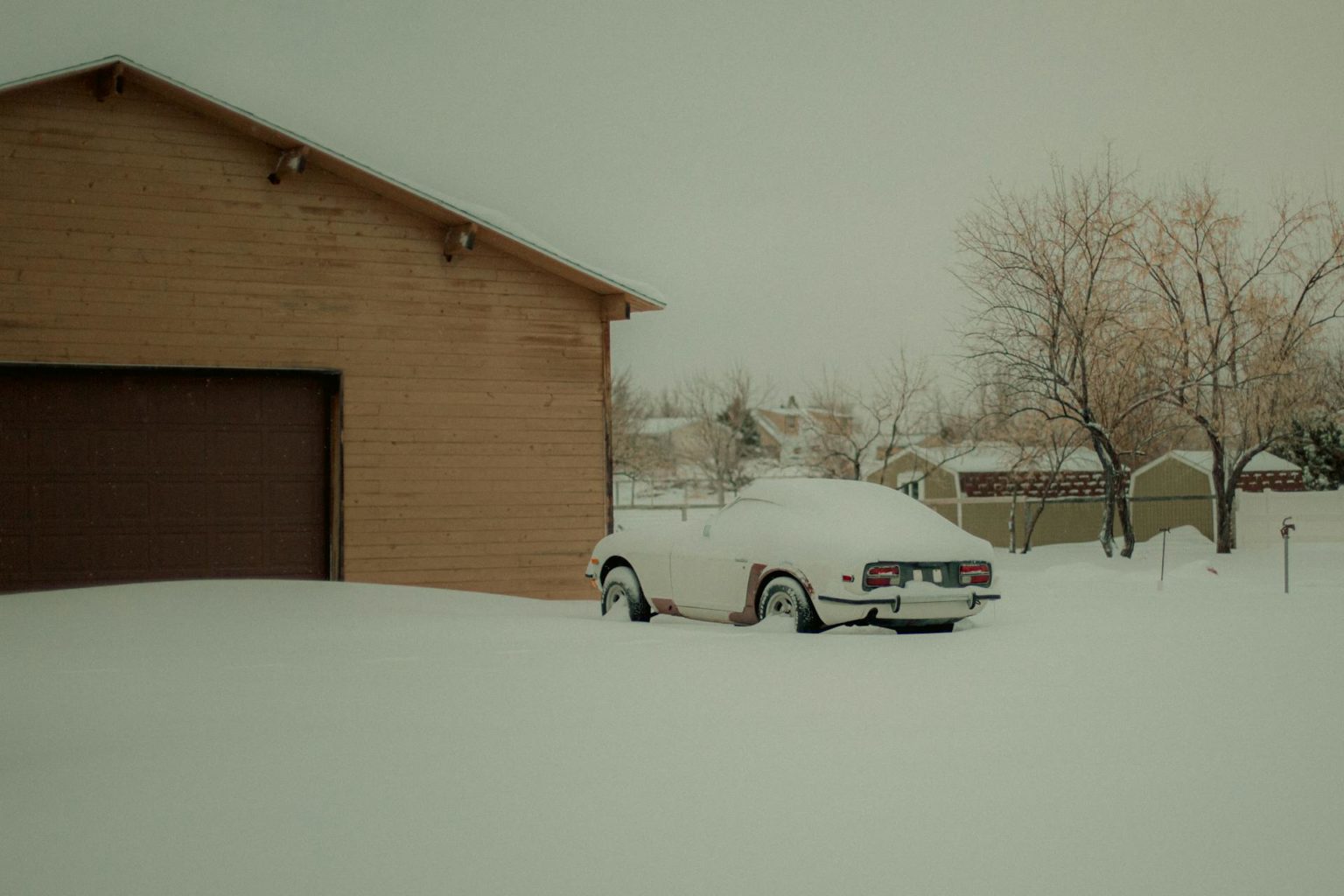 How to Manage Snow and Slush in Your Garage This Winter | Homelovr